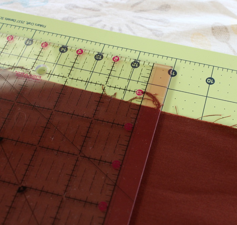 Crafty Corner: Fitted Tablecloth – Domestocrat